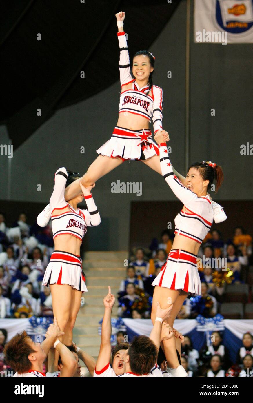 Cheerleading japan hi-res stock photography and images - Alamy