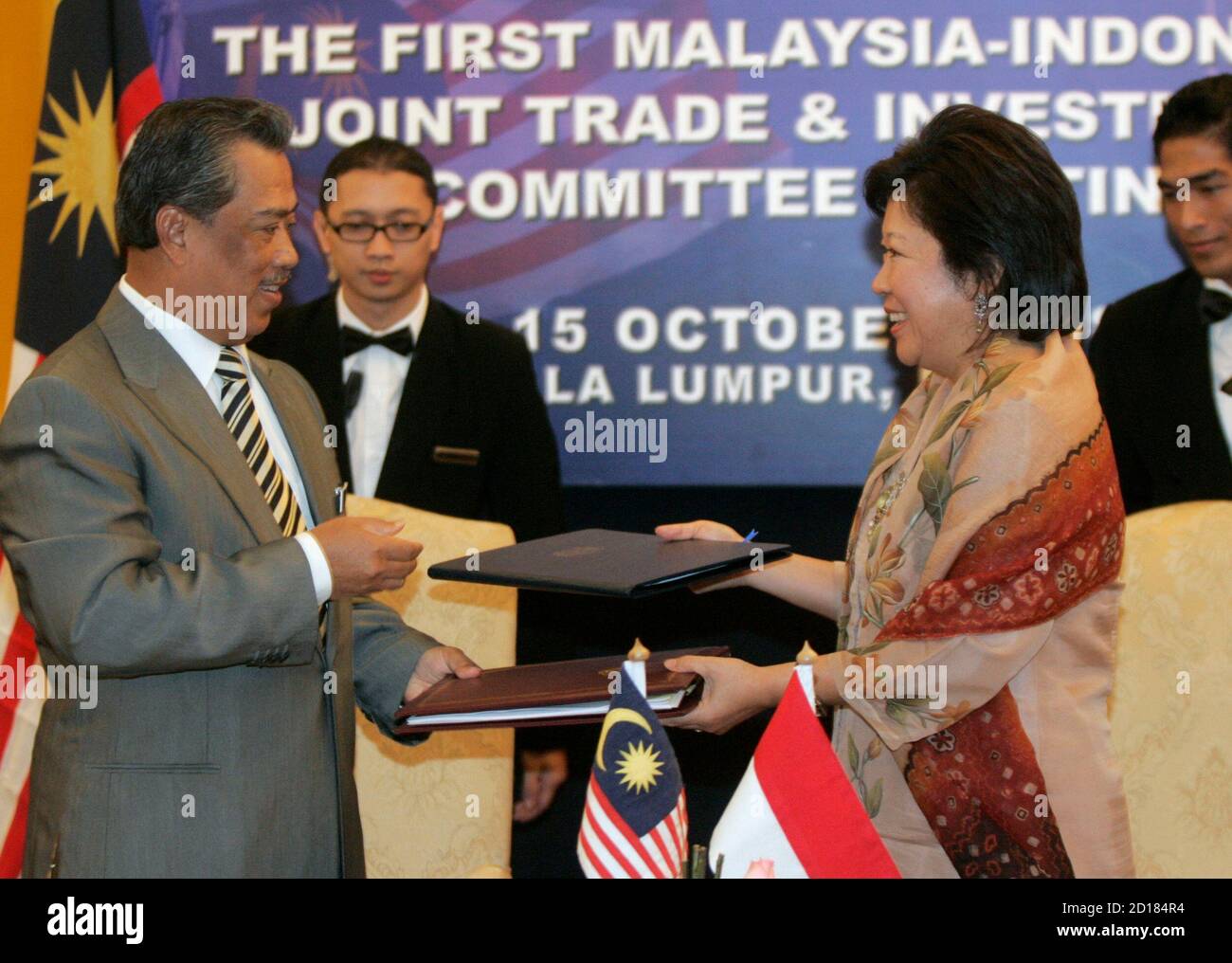 Mari mari malaysia hi-res stock photography and images - Alamy