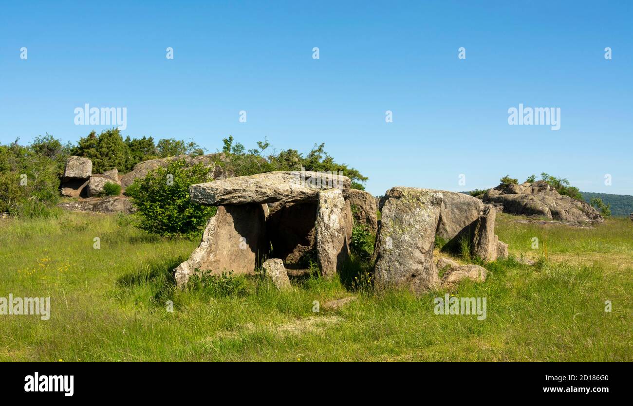 Megalithic prehistoric tomb hi-res stock photography and images - Alamy