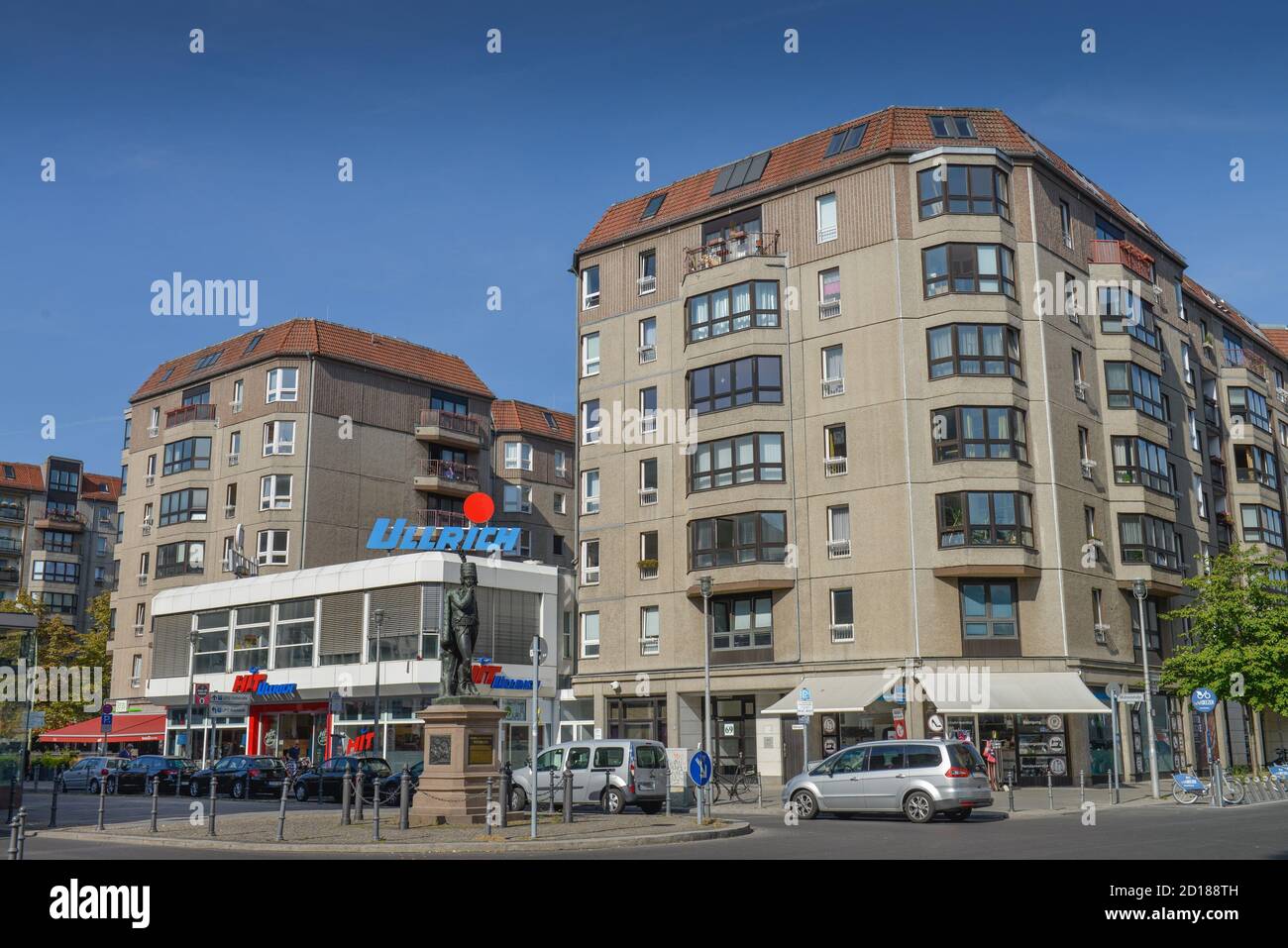 Supermarket hit Ullrich, Mohrenstrasse, middle, Berlin, Germany ...