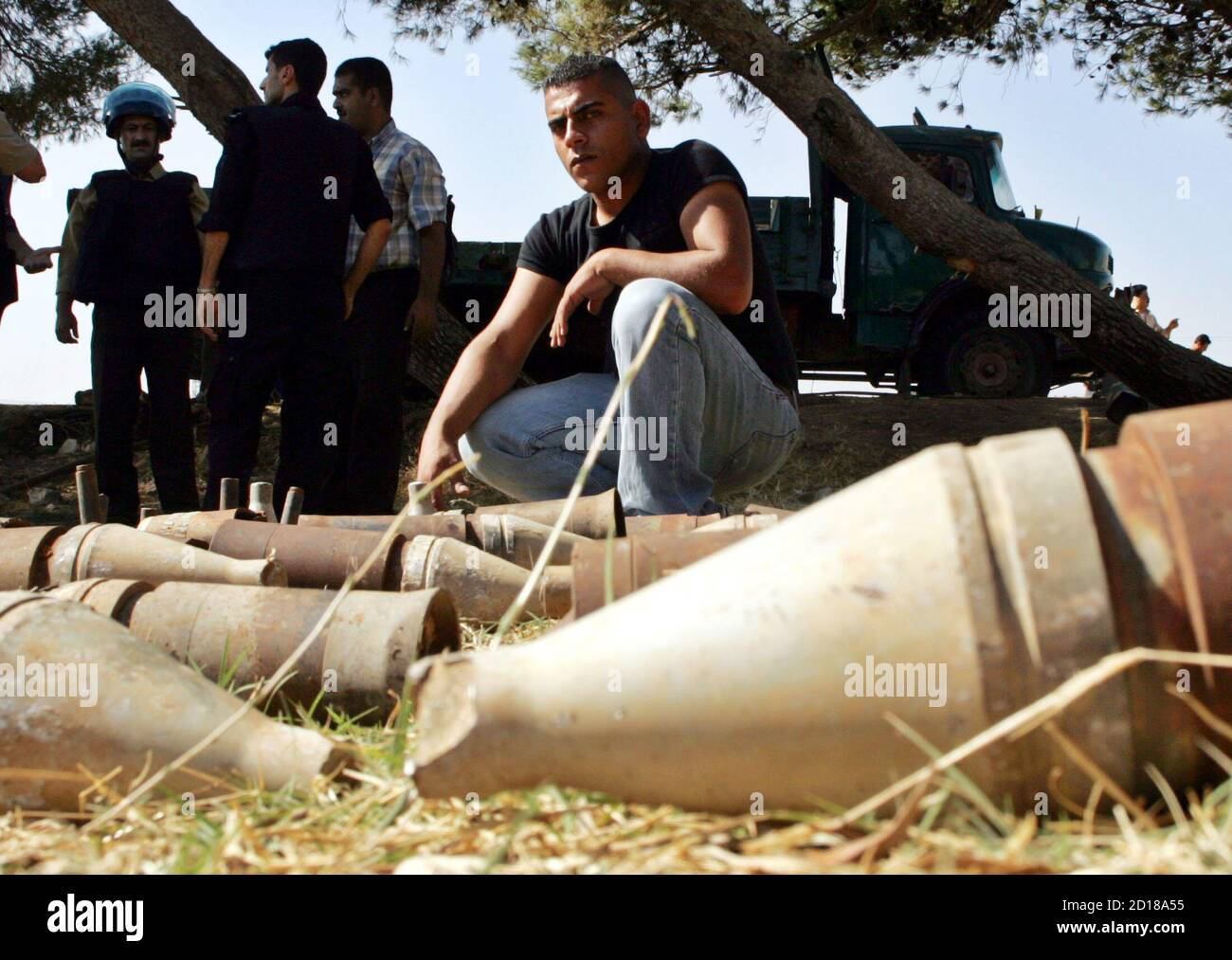 Askar refugees camp hi-res stock photography and images - Alamy