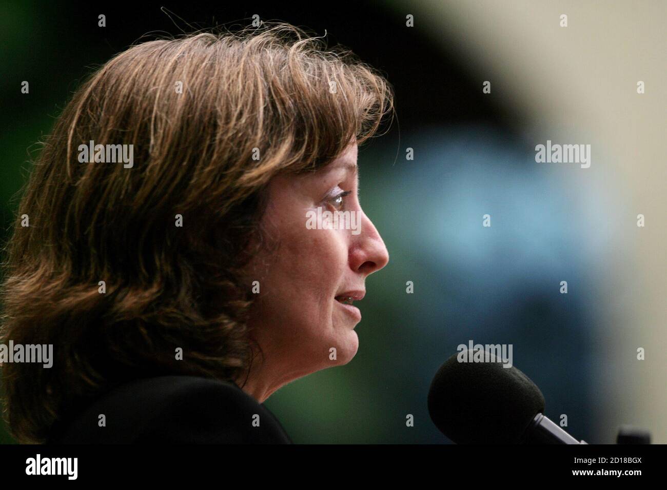 Velasquez palace hi-res stock photography and images - Alamy