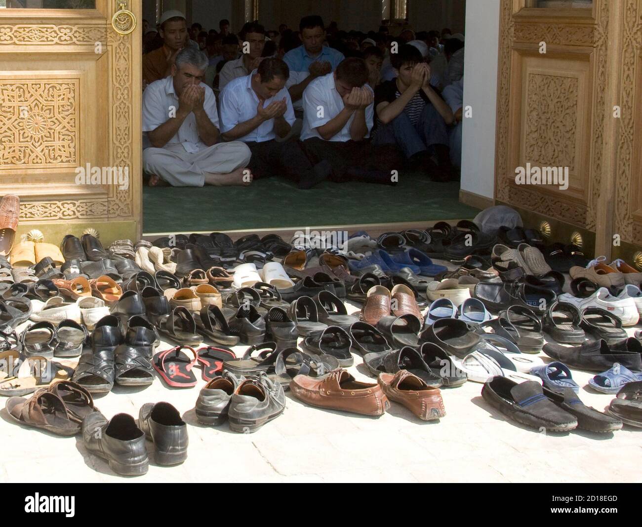 Uzbekis hi-res stock photography and images - Alamy