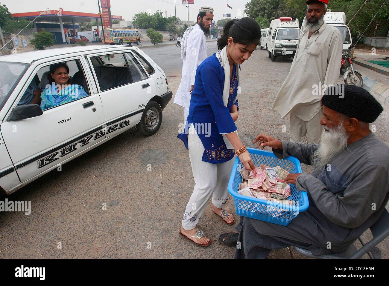Homeless People Campaign High Resolution Stock Photography and Images ...