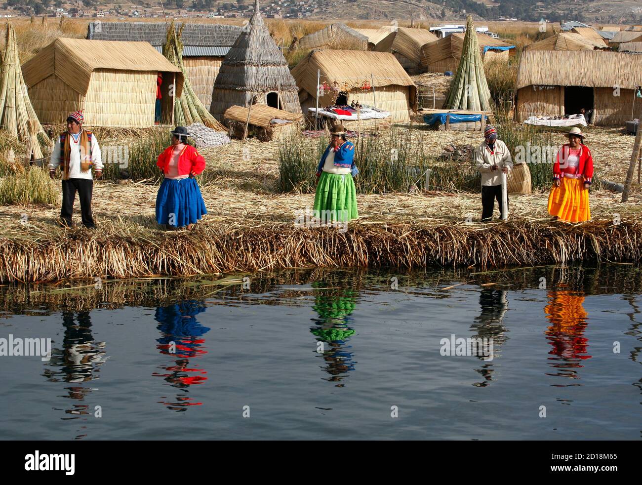 Uros Indigenous Group High Resolution Stock Photography and Images - Alamy