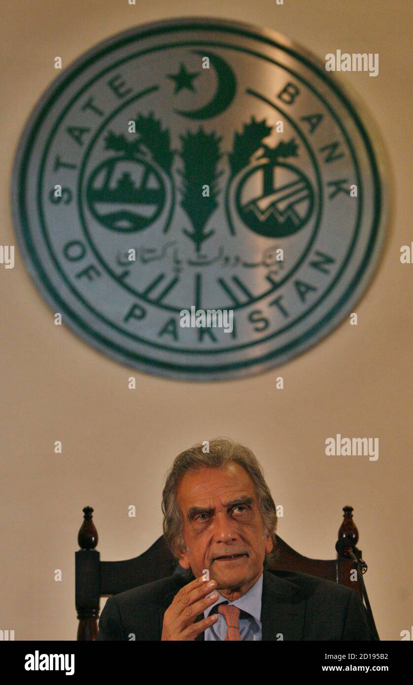 Bank in karachi hi-res stock photography and images - Alamy