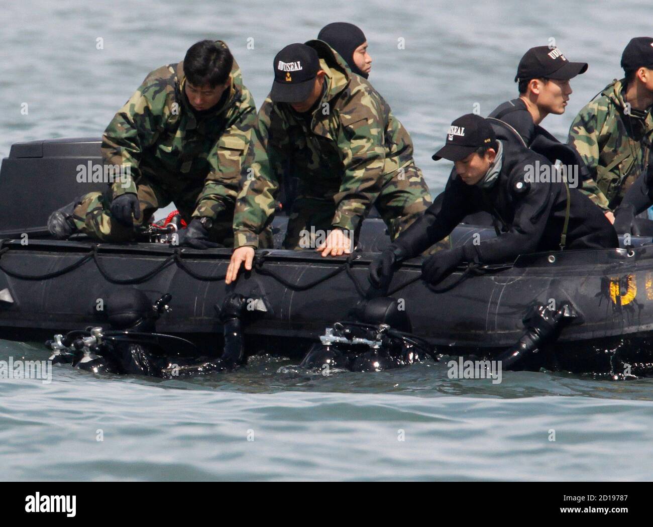 Military dive operations hi-res stock photography and images - Alamy