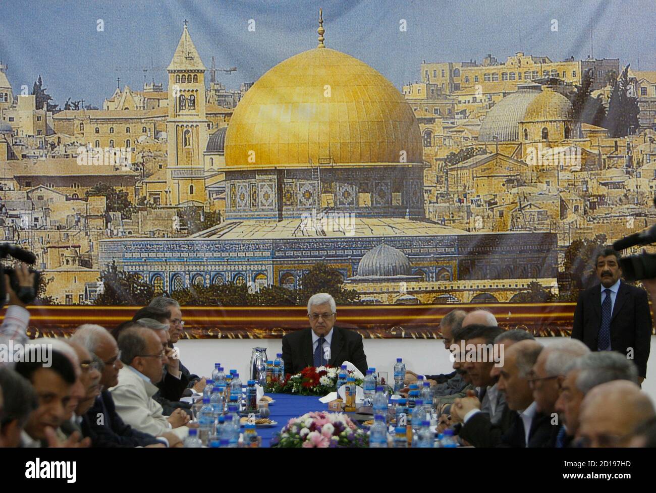 Plo palestinian liberation organisation hi-res stock photography and ...