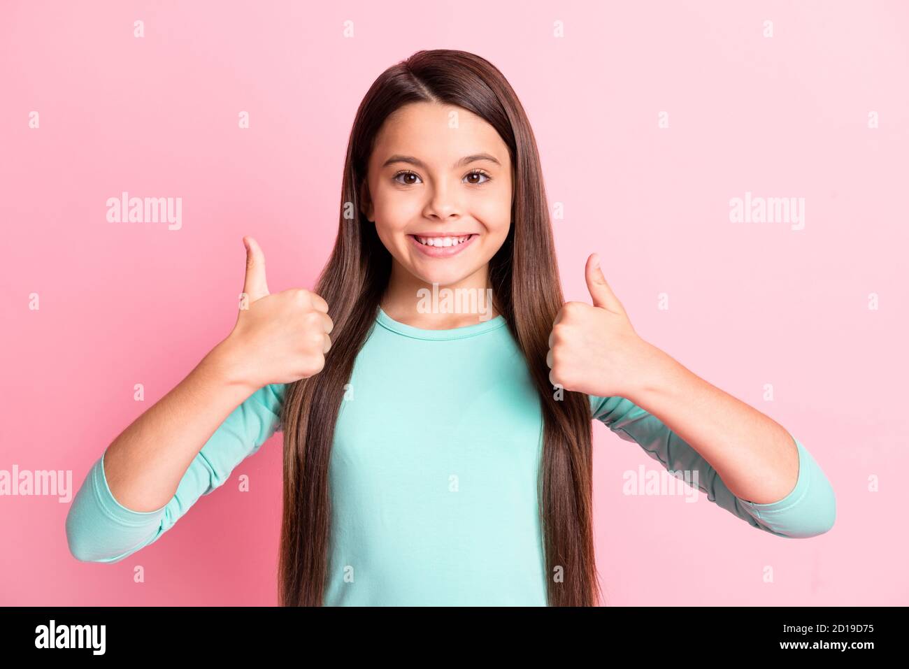 Close-up portrait of her she nice-looking attractive pretty confident ...