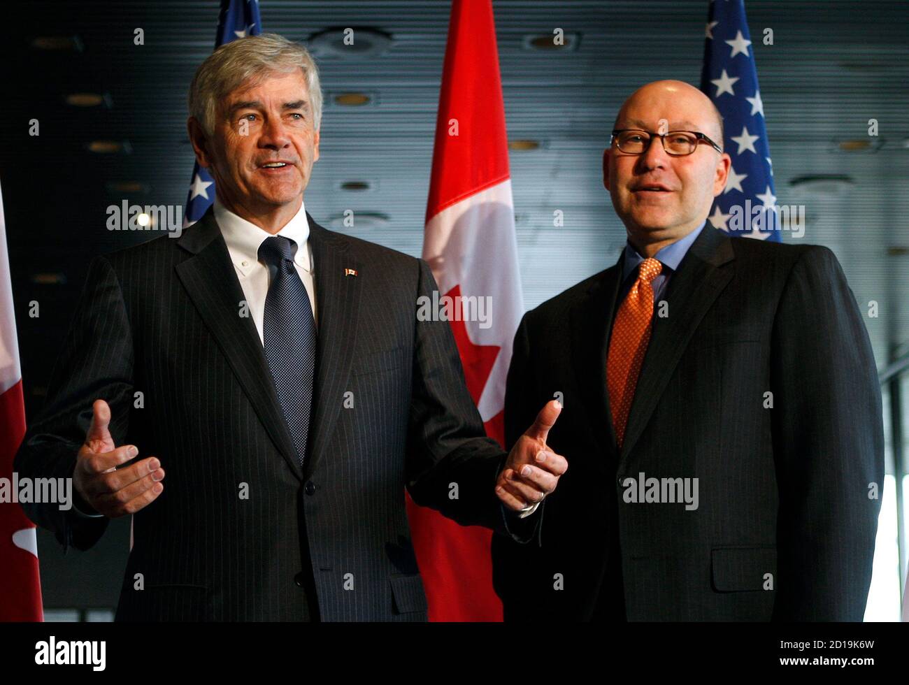 Lester b pearson building hi-res stock photography and images - Alamy