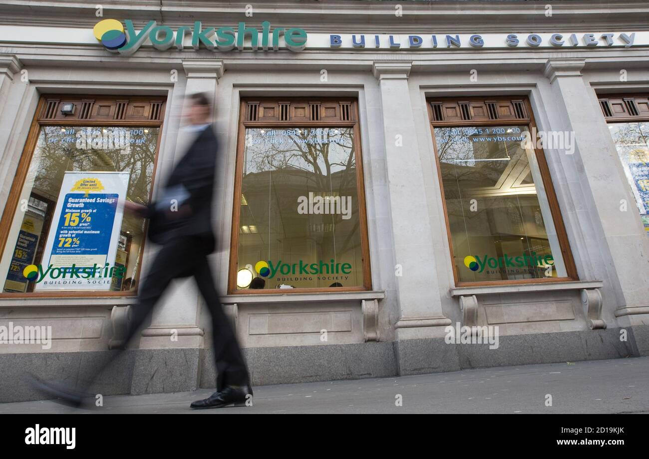 Chelsea building society branch in hi-res stock photography and images ...