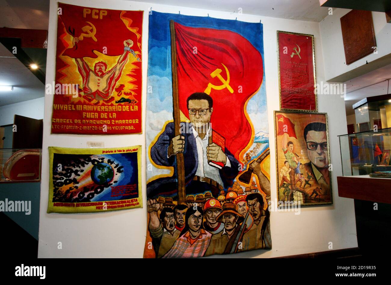 Shining path guzman hi-res stock photography and images - Alamy