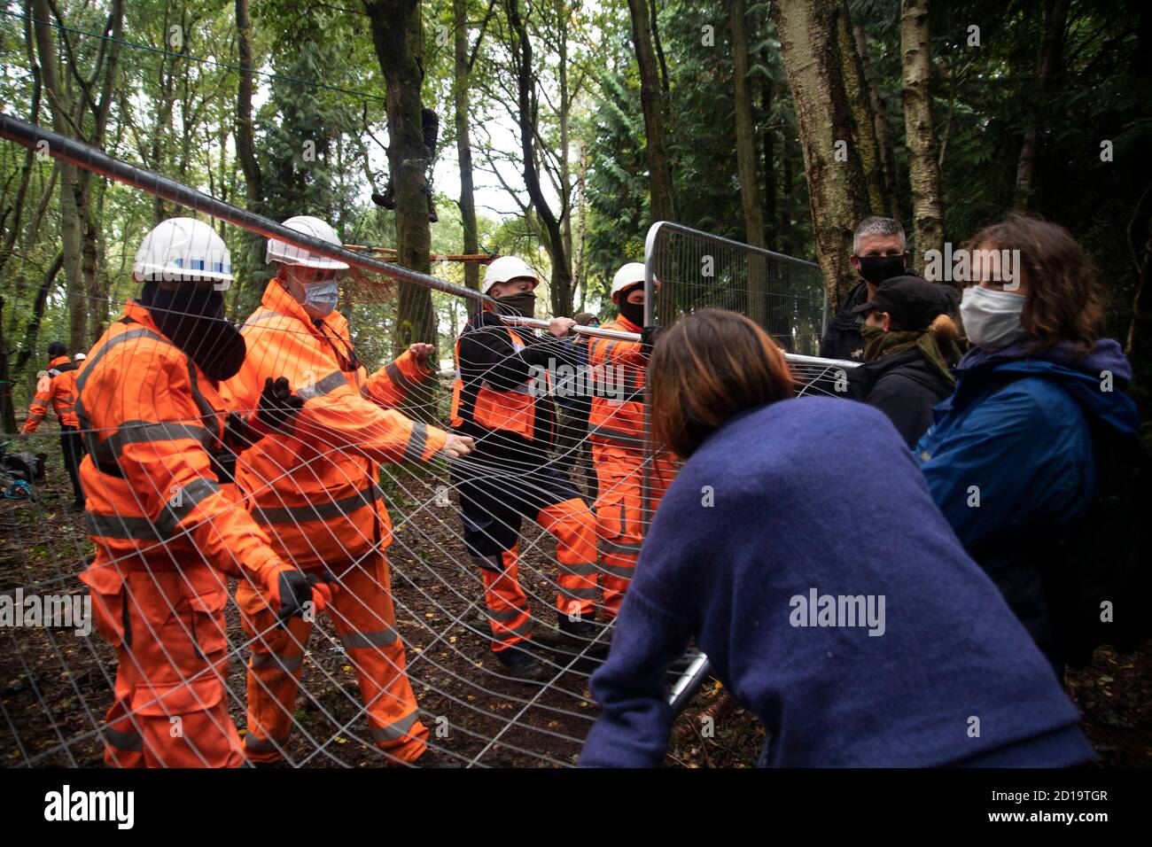 Cubbington Woods, Warwickshire, UK. 05th Oct, 2020. In the early hours ...