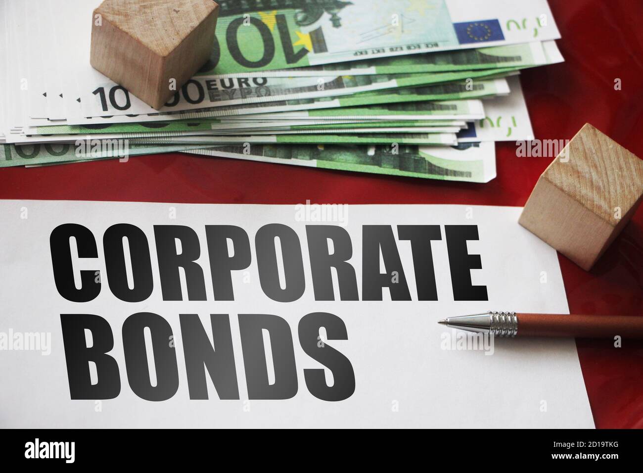 Corporate bonds paper hi-res stock photography and images - Alamy