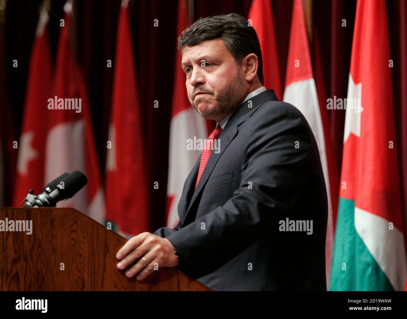 Lester b pearson building hi-res stock photography and images - Alamy