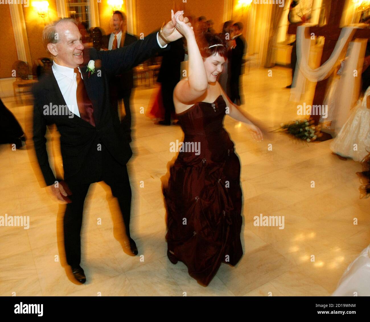 Ball dance father daughter hi-res stock photography and images - Alamy