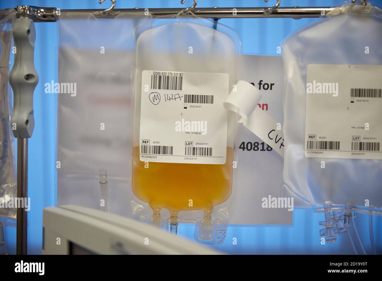 Blood donor nhs hi-res stock photography and images - Alamy