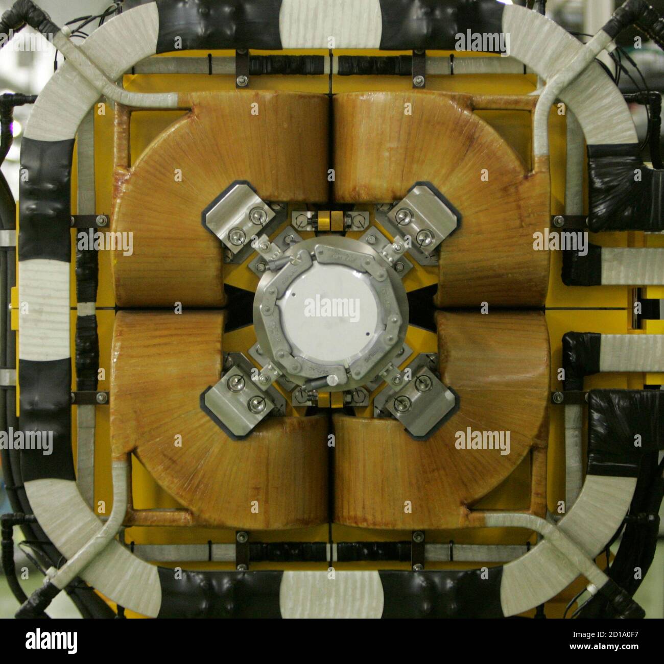 Giga science hi-res stock photography and images - Alamy