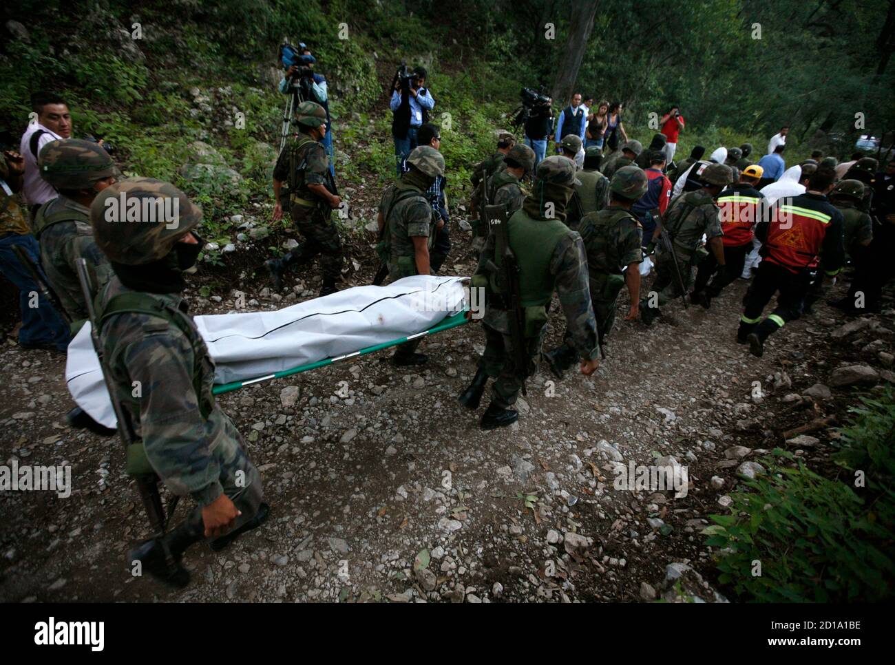 Six dead bodies found hi-res stock photography and images - Alamy