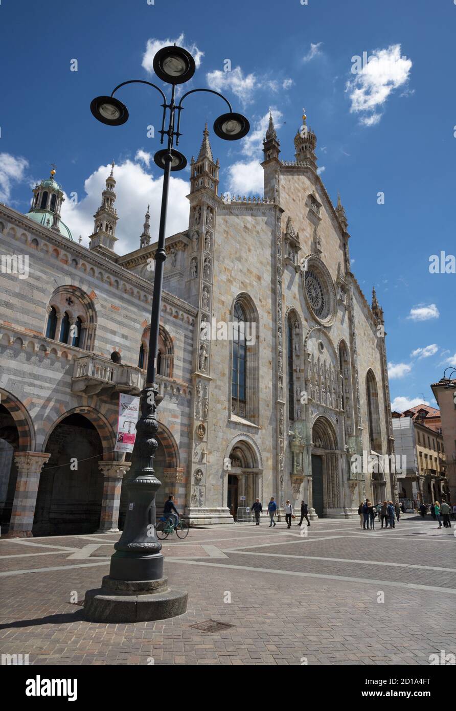 COMO, ITALY - MAY 9, 2019: The portal of Duomo - cathedral Stock Photo ...