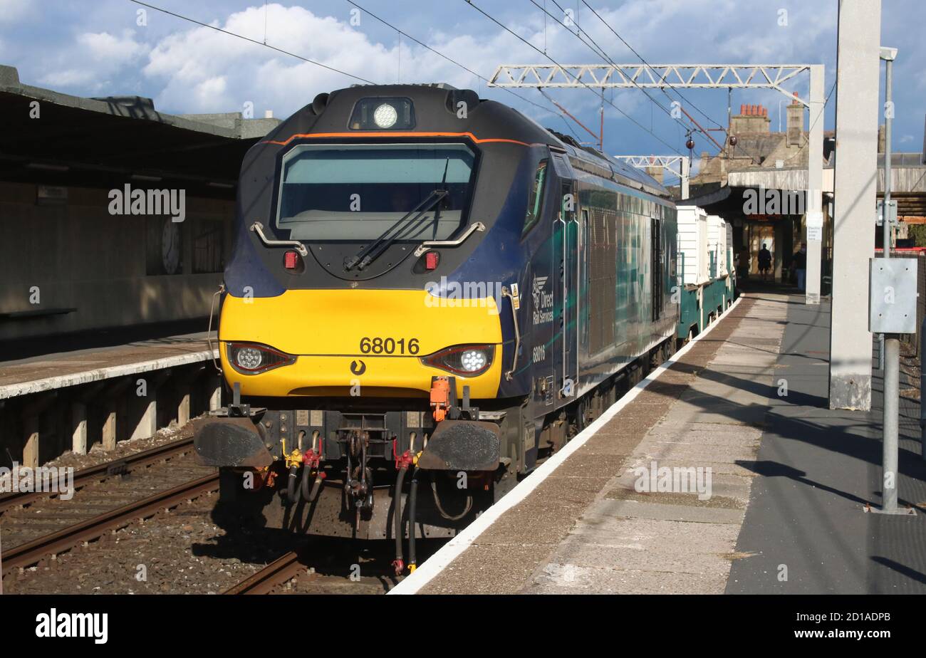 Nuclear flask train hi-res stock photography and images - Alamy