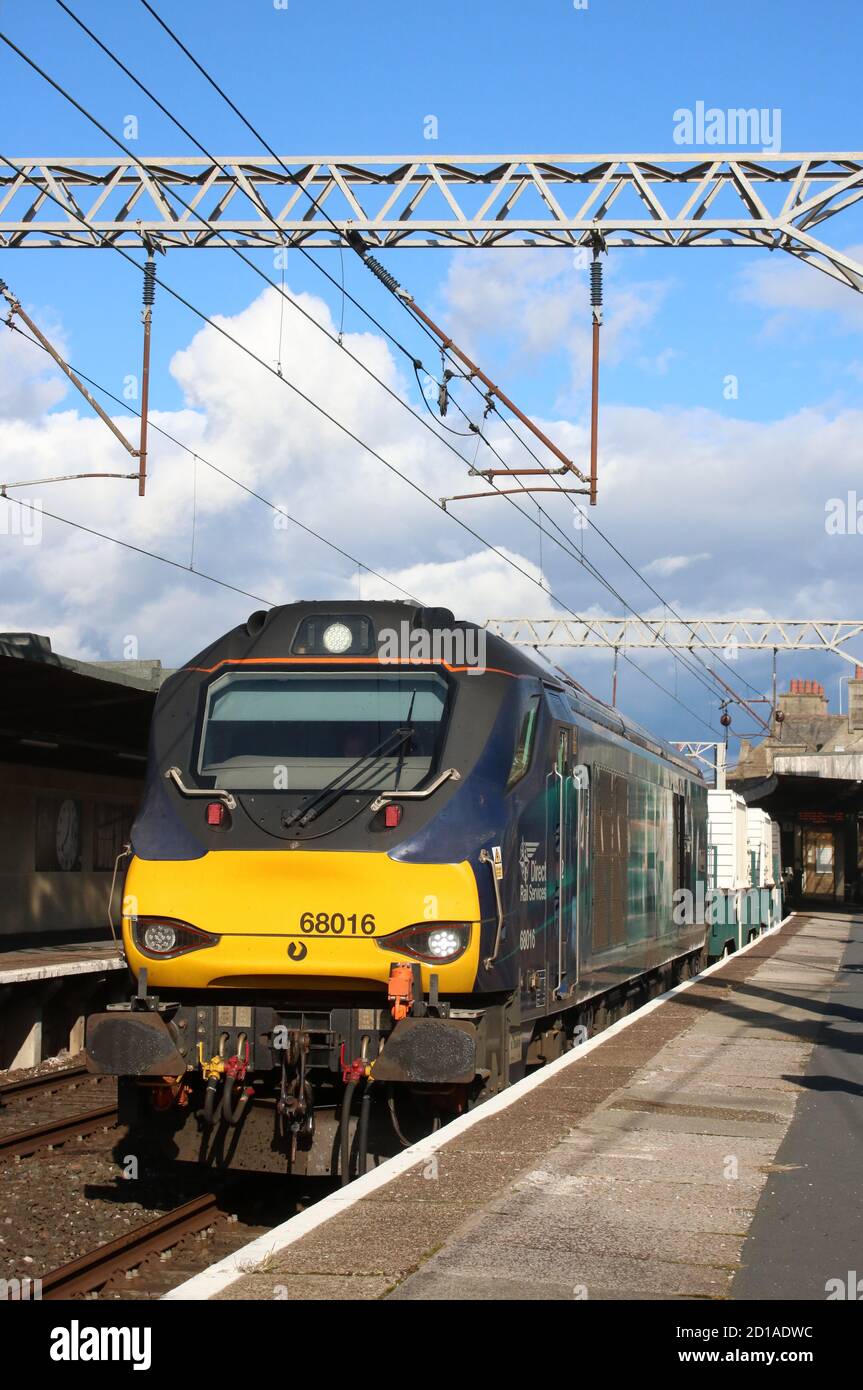 Nuclear flask train hi-res stock photography and images - Alamy