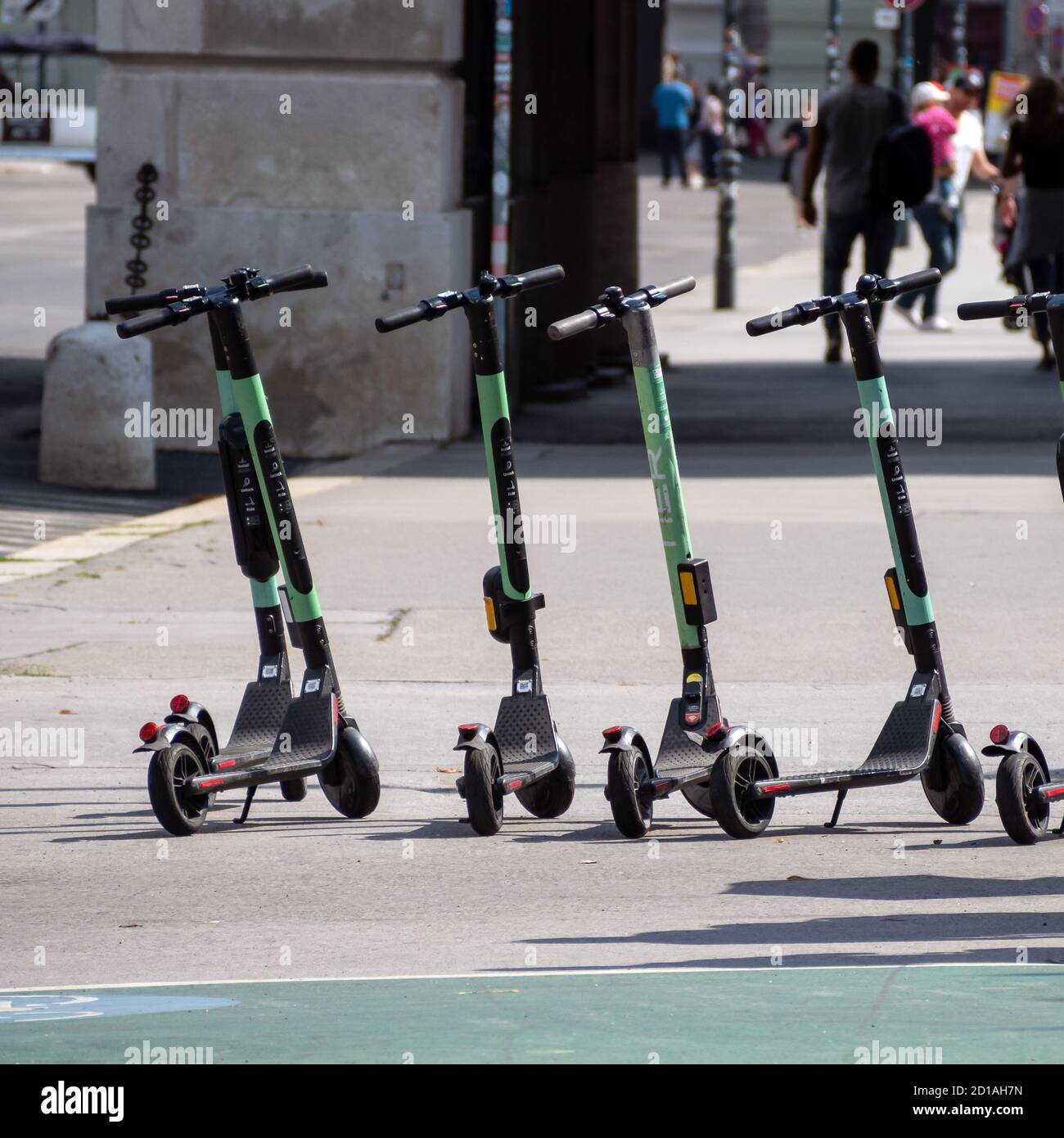 Green scooters hi-res stock photography and images - Alamy