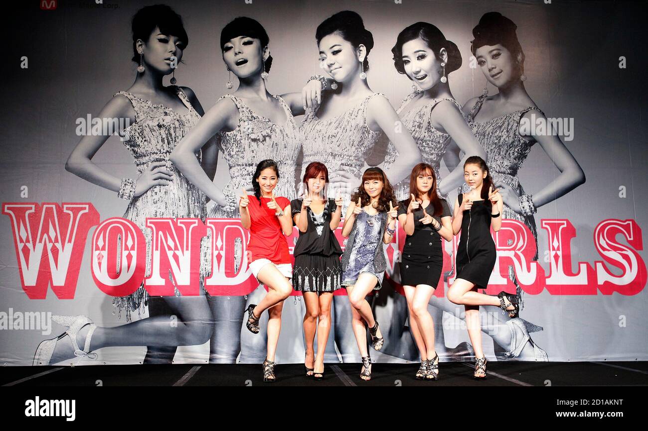 Wonder girls korean hi-res stock photography and images - Alamy
