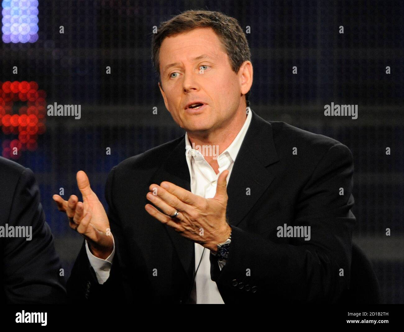 Shark tank show 2009 hi-res stock photography and images - Alamy