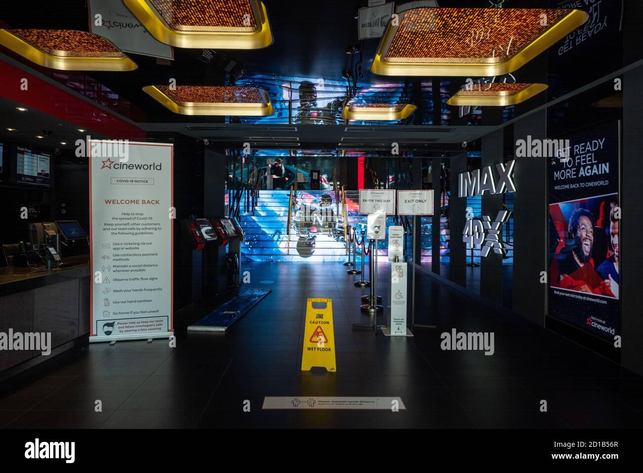 Cineworld, leicester square, london, uk hi-res stock photography and ...