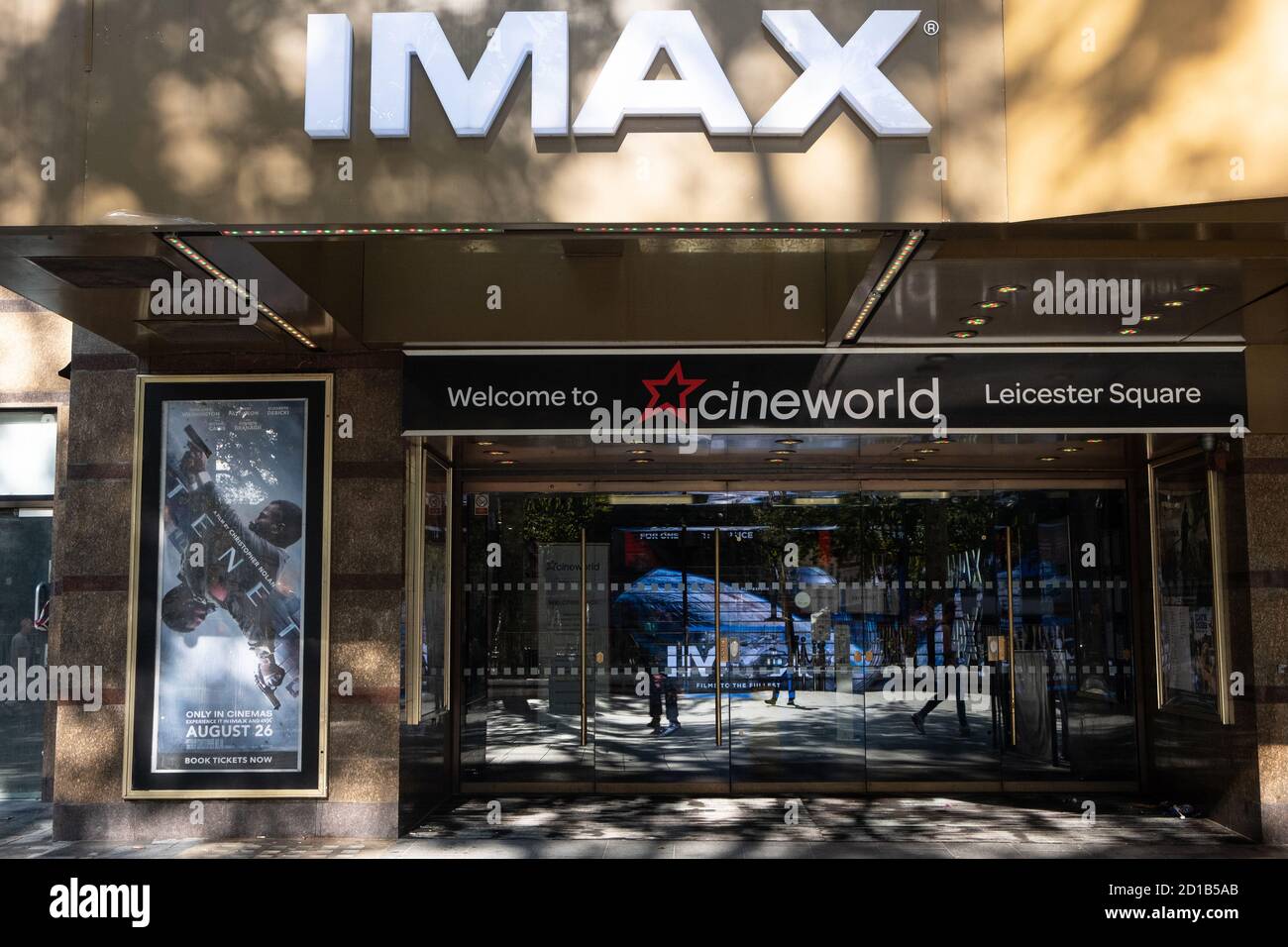 Cineworld uk exterior hi-res stock photography and images - Alamy