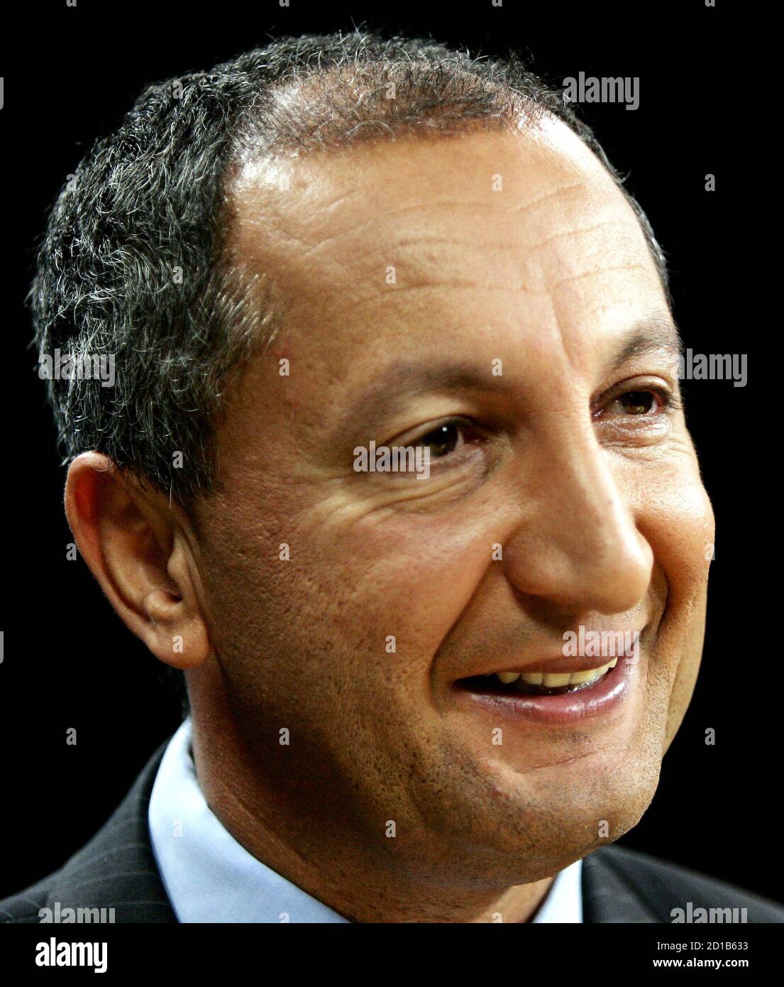 Isaac larian hi-res stock photography and images - Alamy