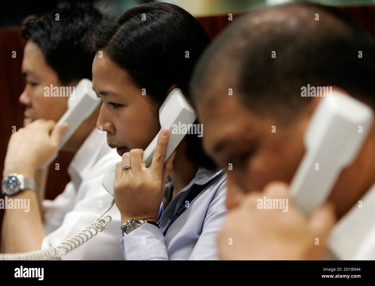 Makati philippines phone hi-res stock photography and images - Alamy