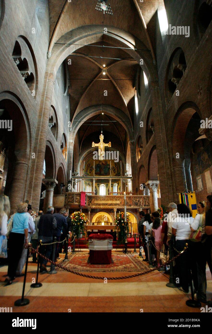 Luciano Pavarotti Funeral High Resolution Stock Photography and Images ...