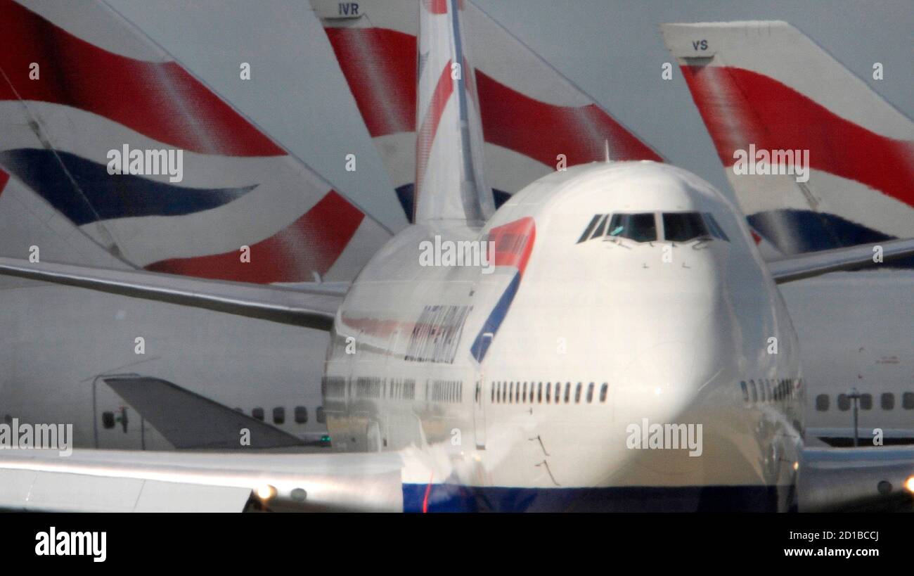 Ba tail fins hi-res stock photography and images - Alamy