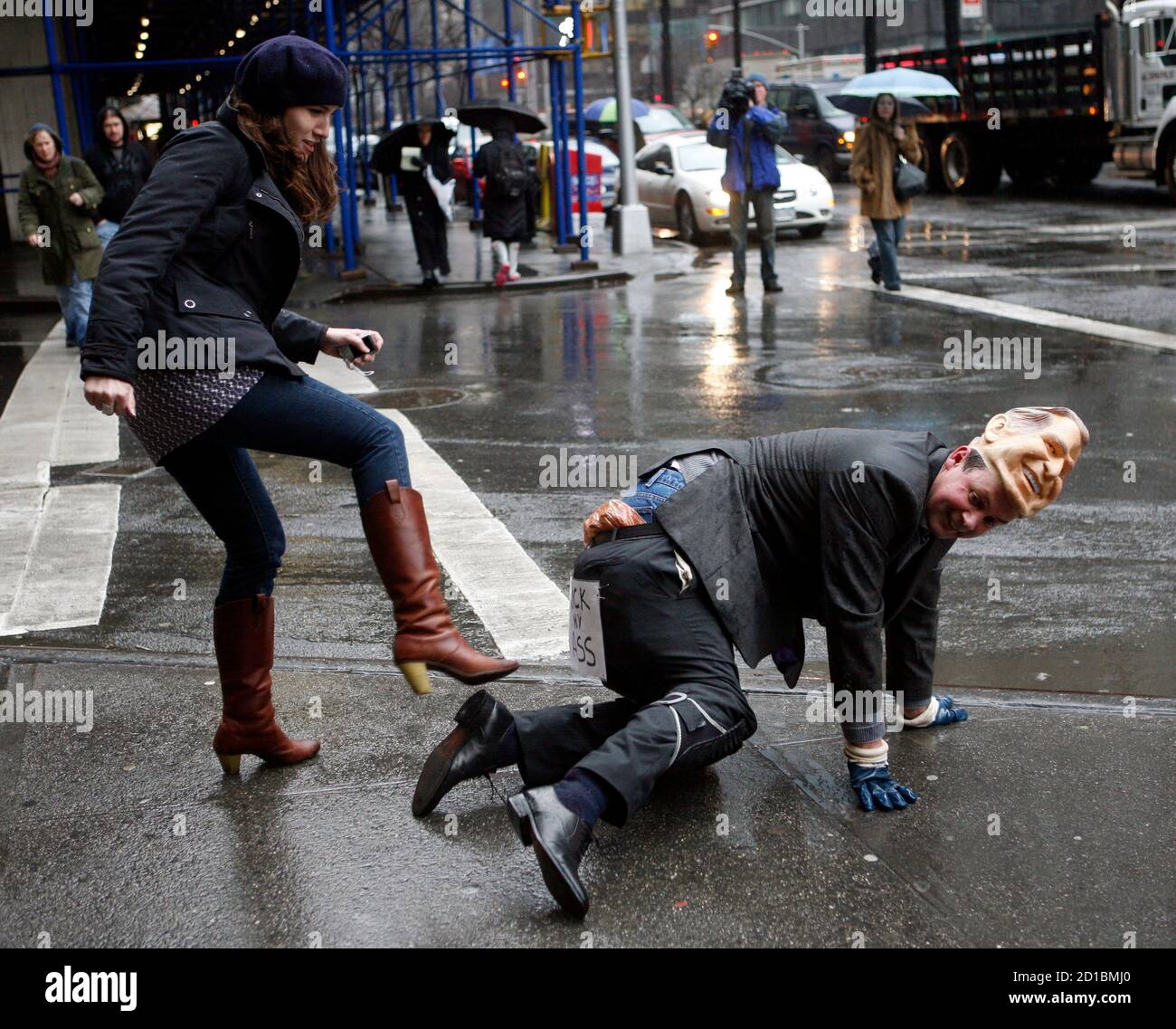 Wearing george bush mask hi-res stock photography and images - Alamy