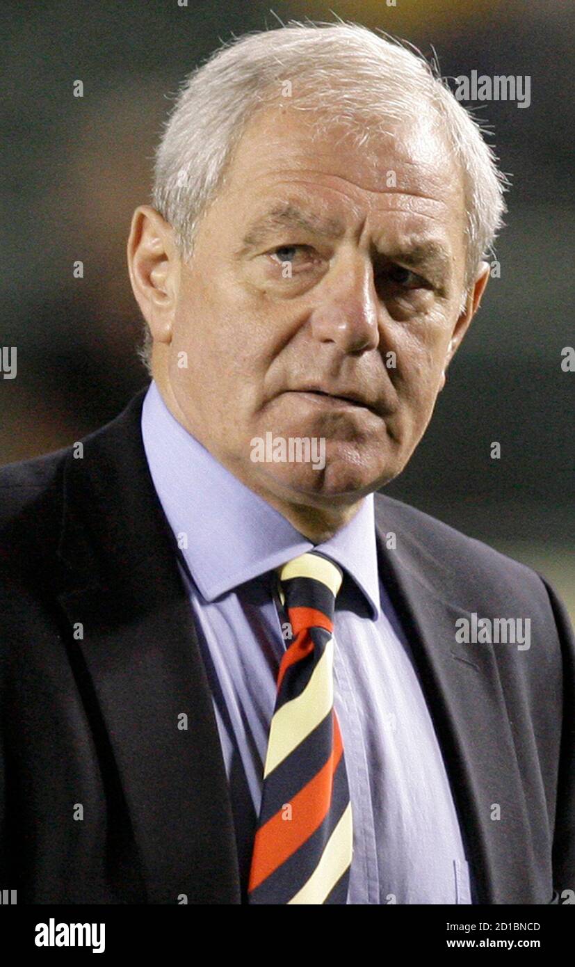 Glasgow rangers fc manager hi-res stock photography and images - Alamy