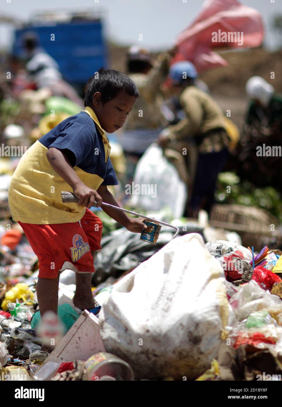 Cavite philippines garbage hi-res stock photography and images - Alamy