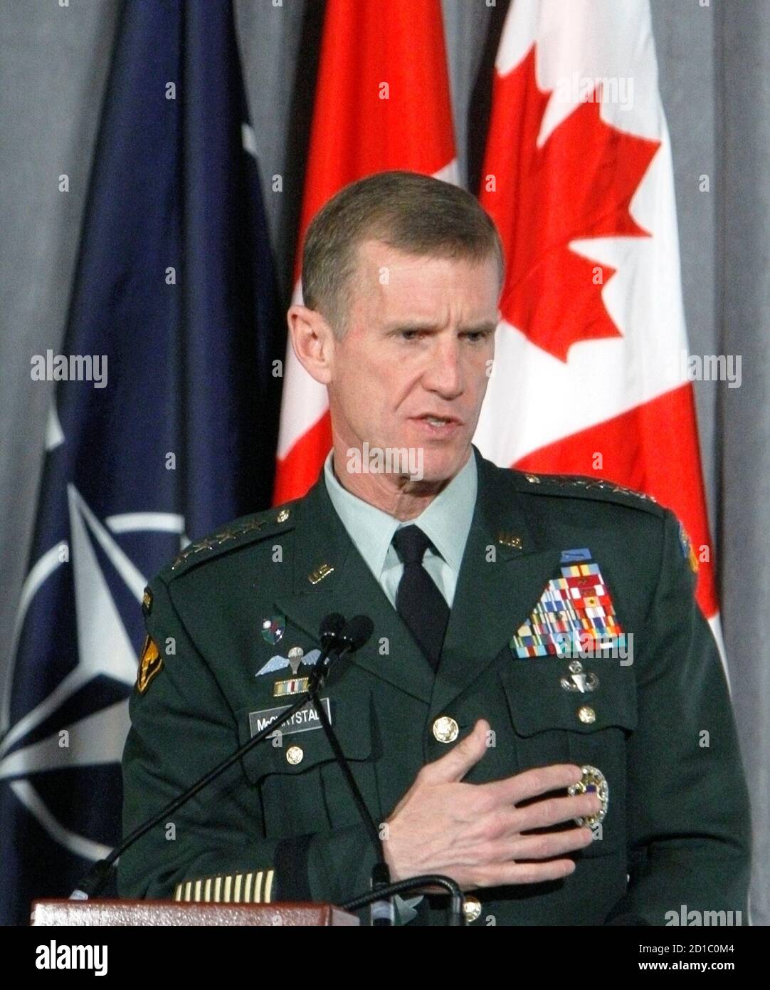 Stanley mcchrystal hi-res stock photography and images - Alamy