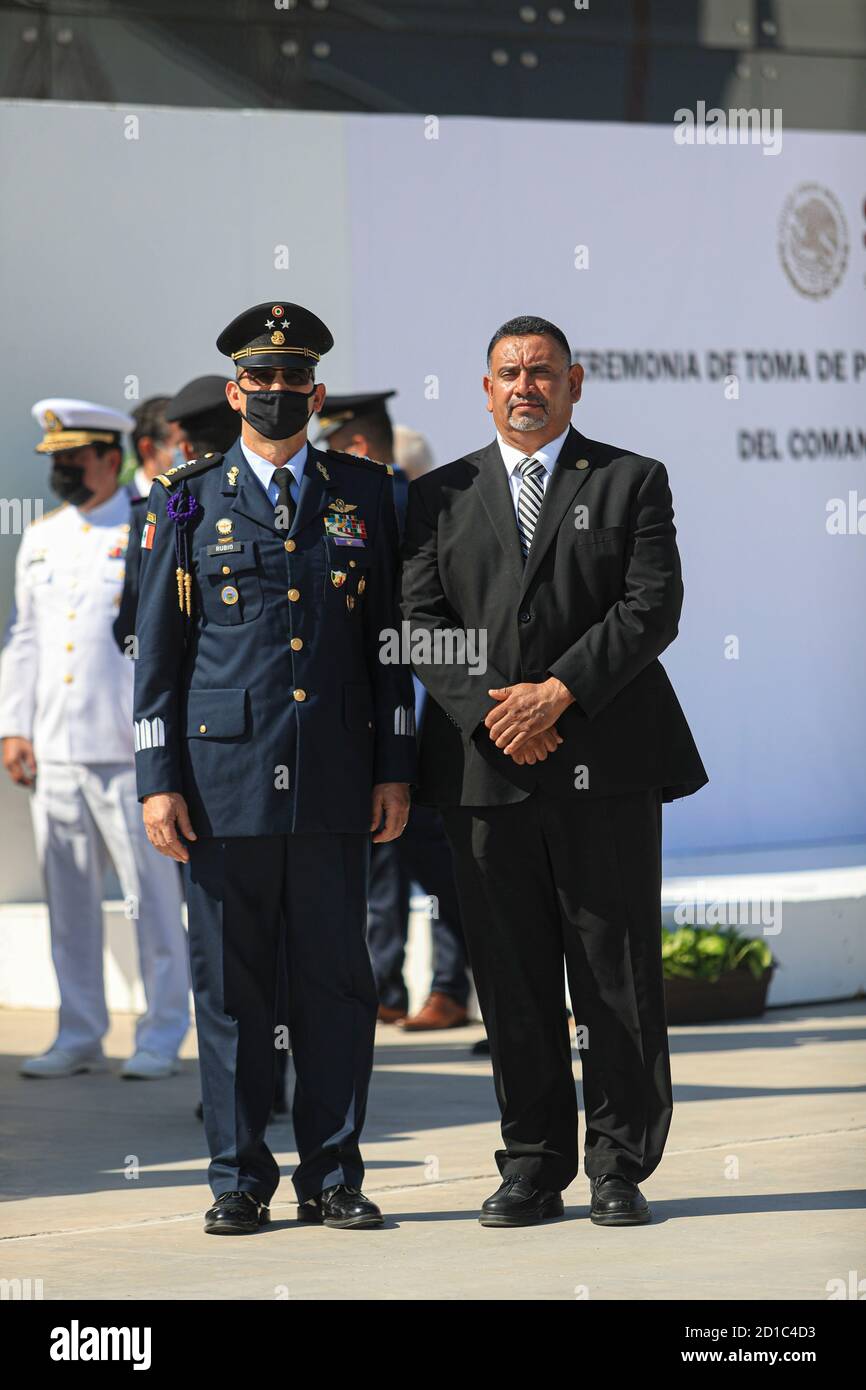 Ceremonia de la bandera militar hi-res stock photography and images - Alamy