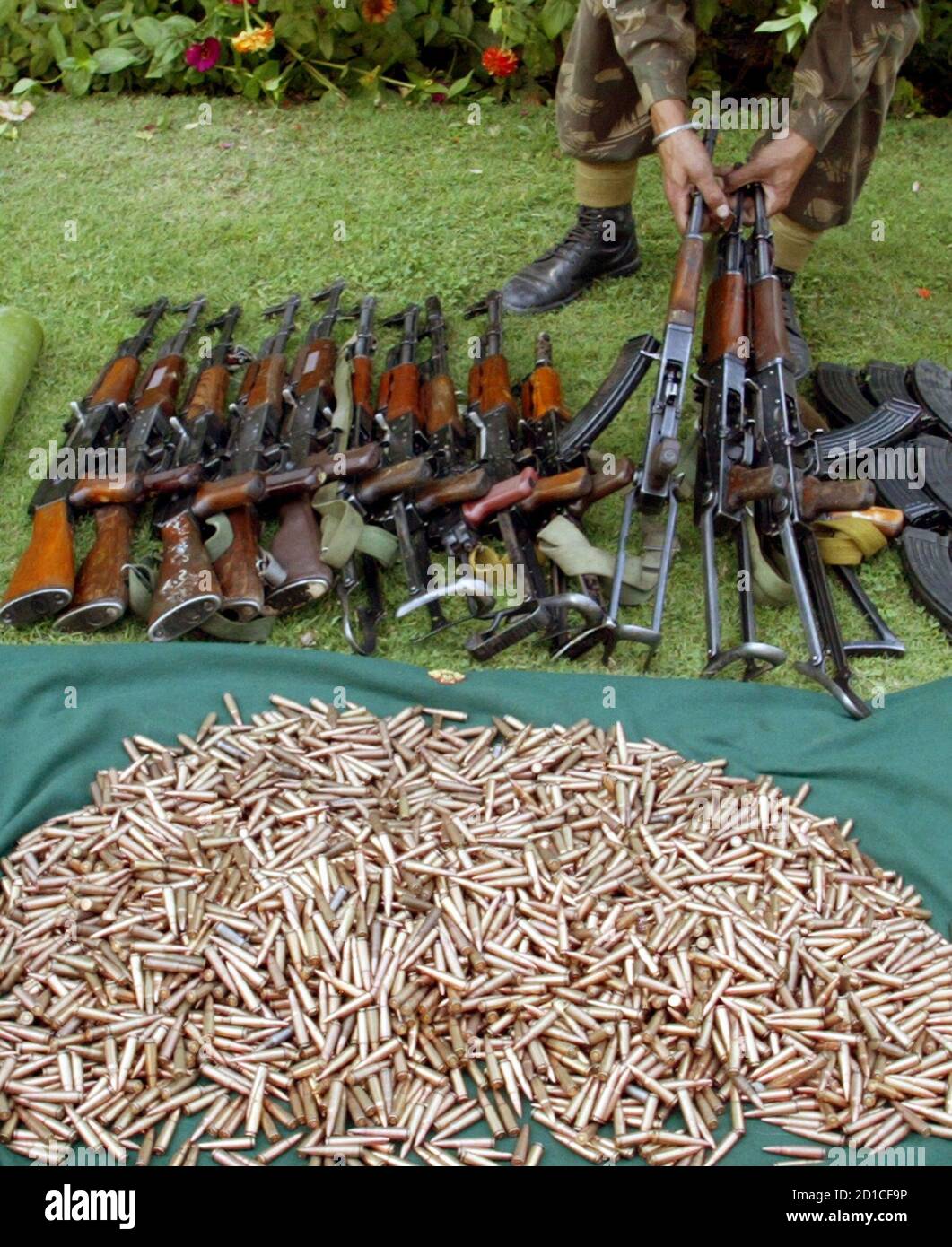 Ammunition displays hi-res stock photography and images - Alamy