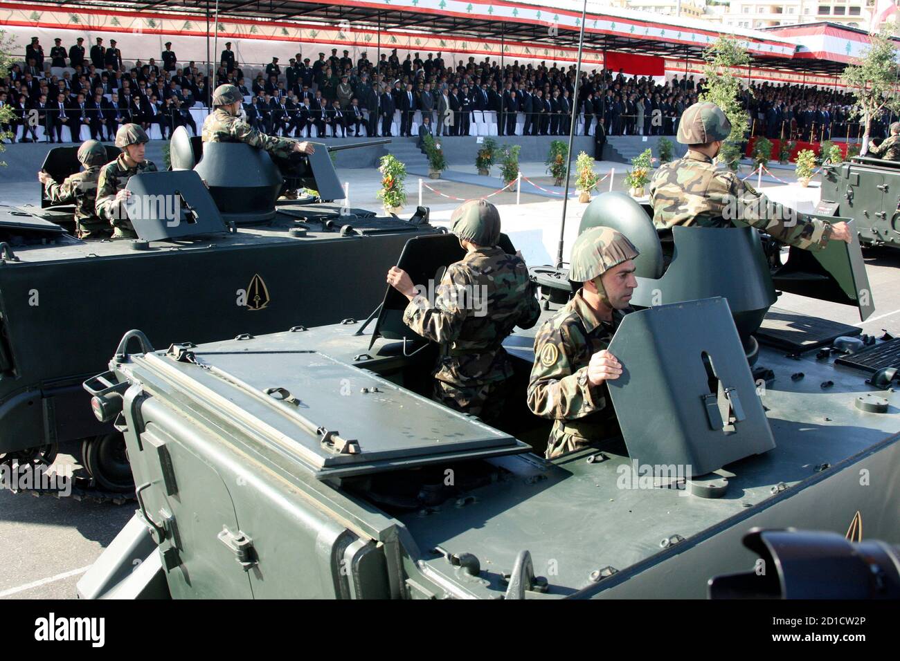 Lebanese army parade hi-res stock photography and images - Alamy