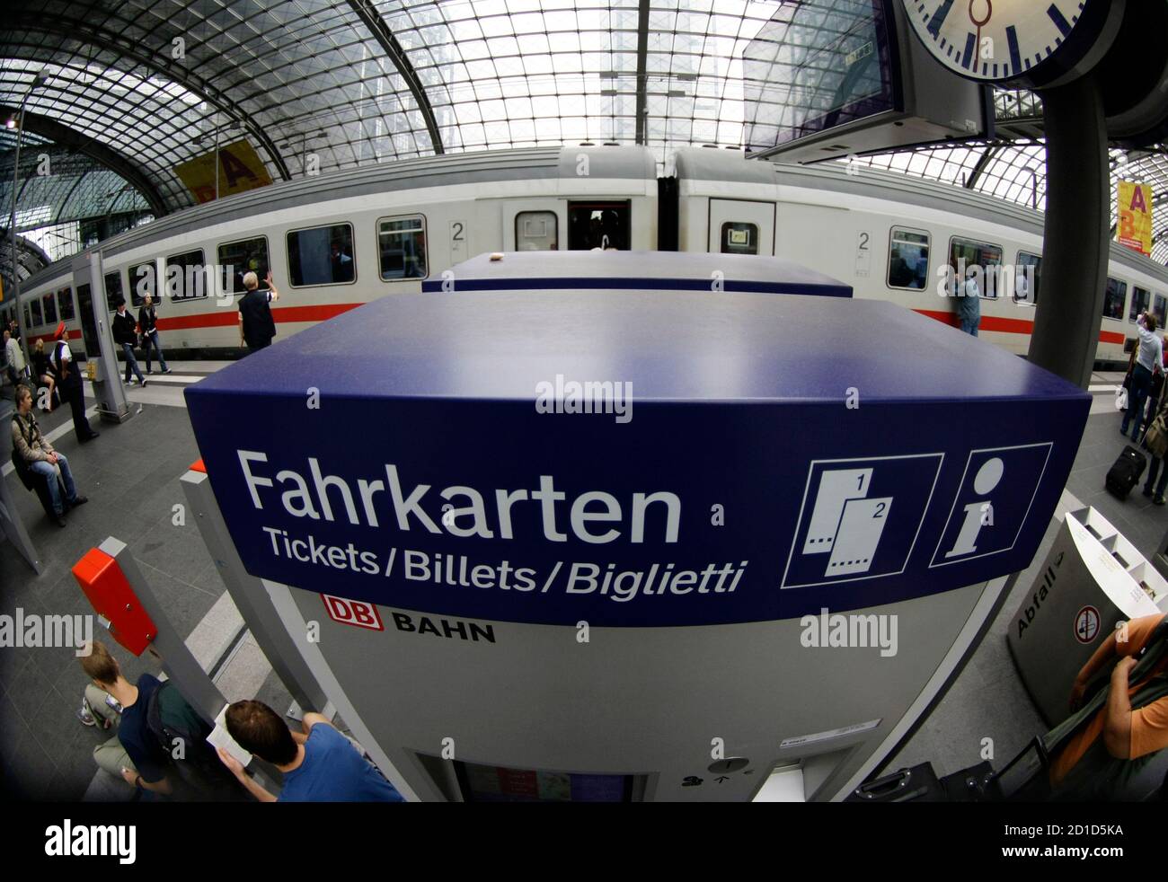 Deutschebahn High Resolution Stock Photography and Images - Alamy