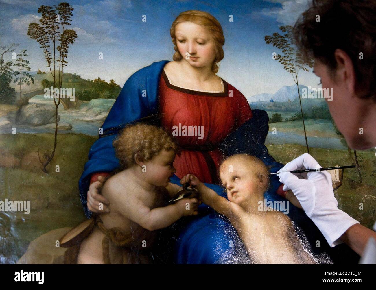 Madonna with the goldfinch hi-res stock photography and images - Alamy