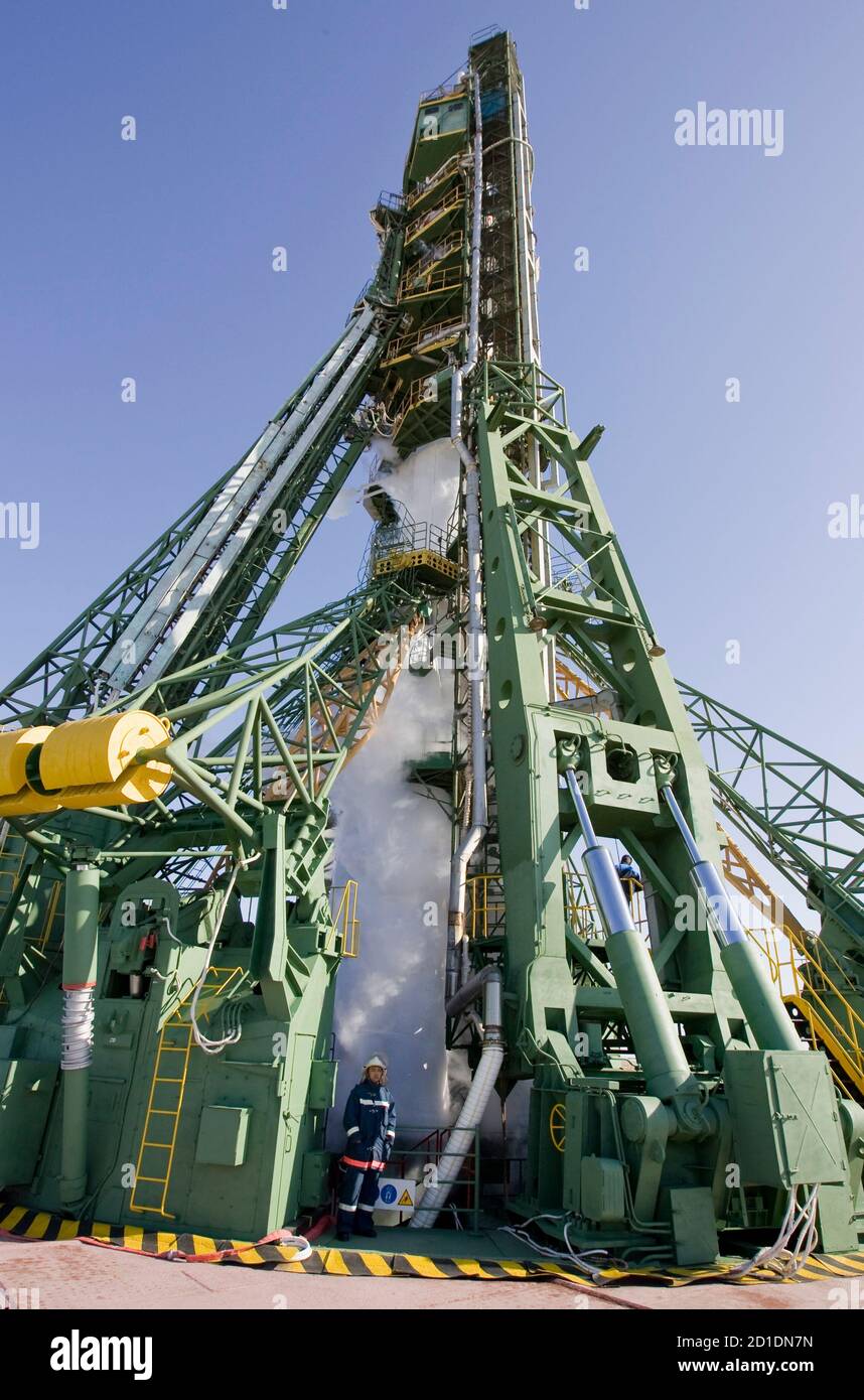 Firefighter astronaut hi-res stock photography and images - Alamy