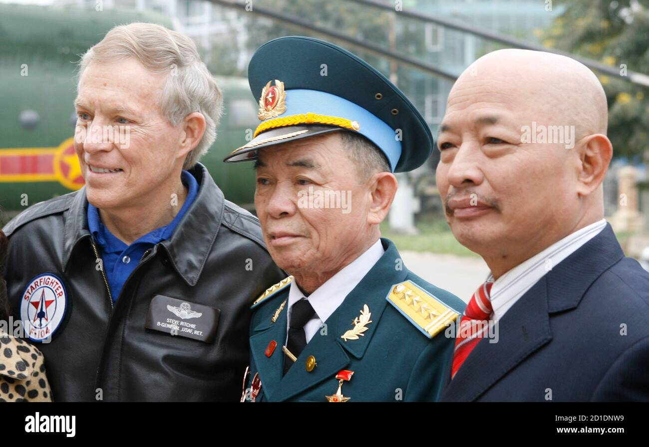 Vietnam War 1965 High Resolution Stock Photography and Images - Alamy