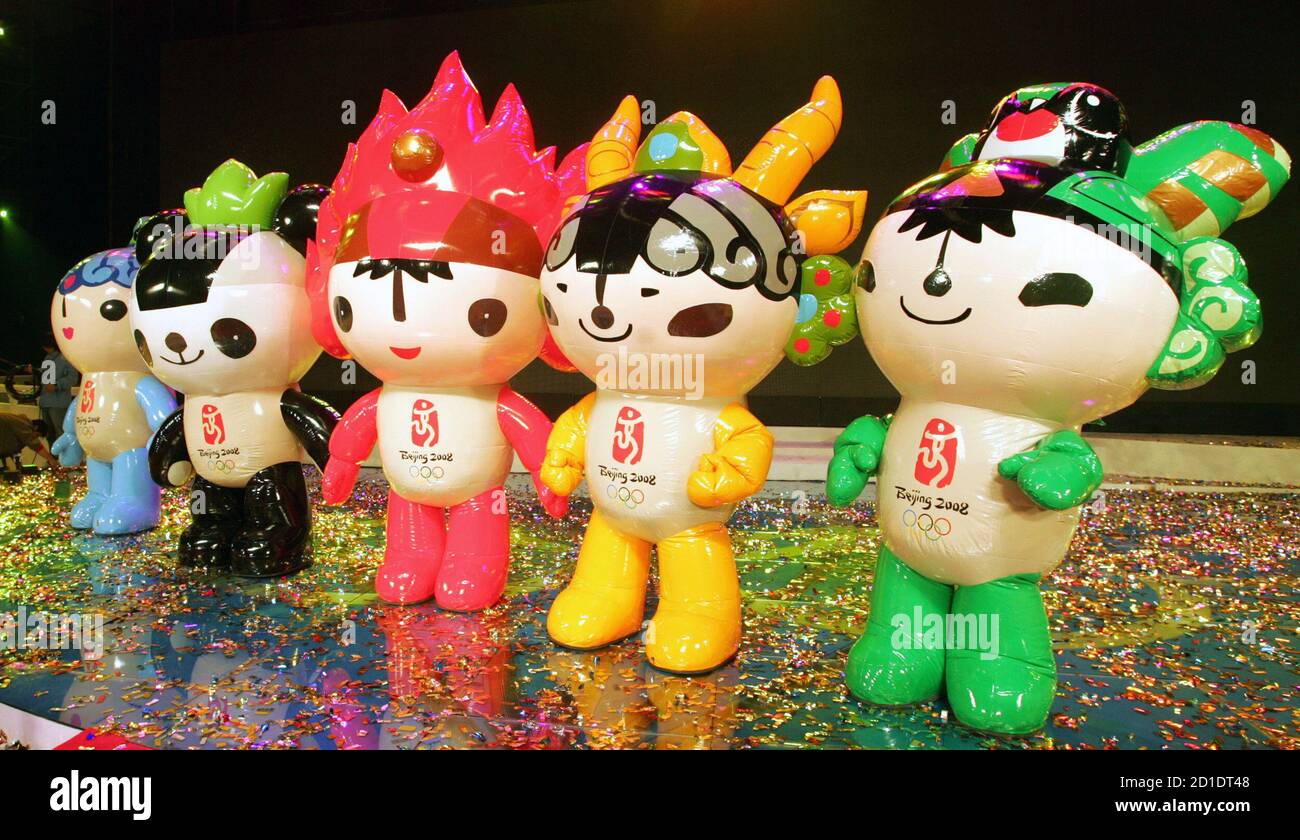 From Left To Right Mascots High Resolution Stock Photography and Images ...