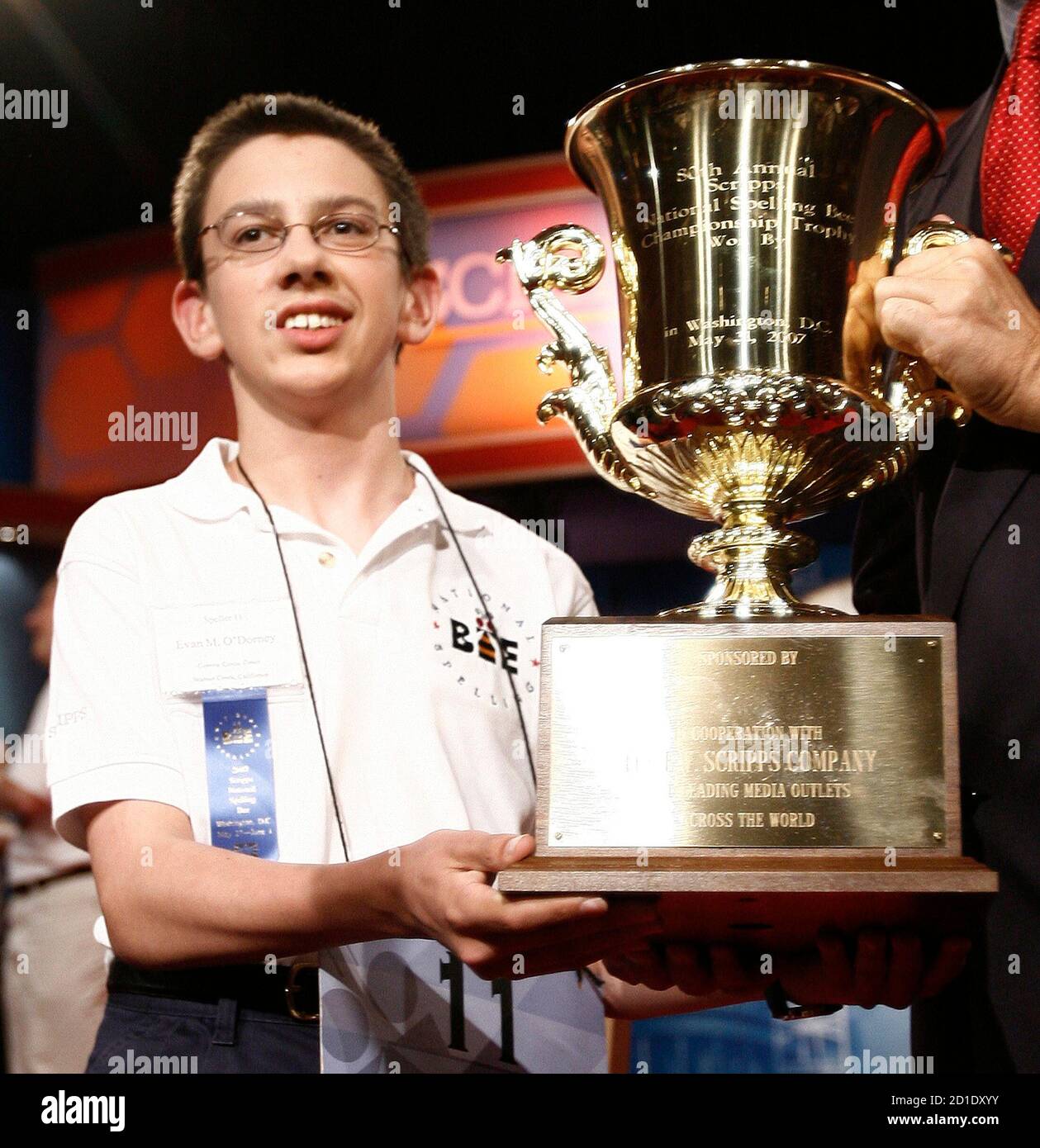 Spelling bee trophy hi-res stock photography and images - Alamy
