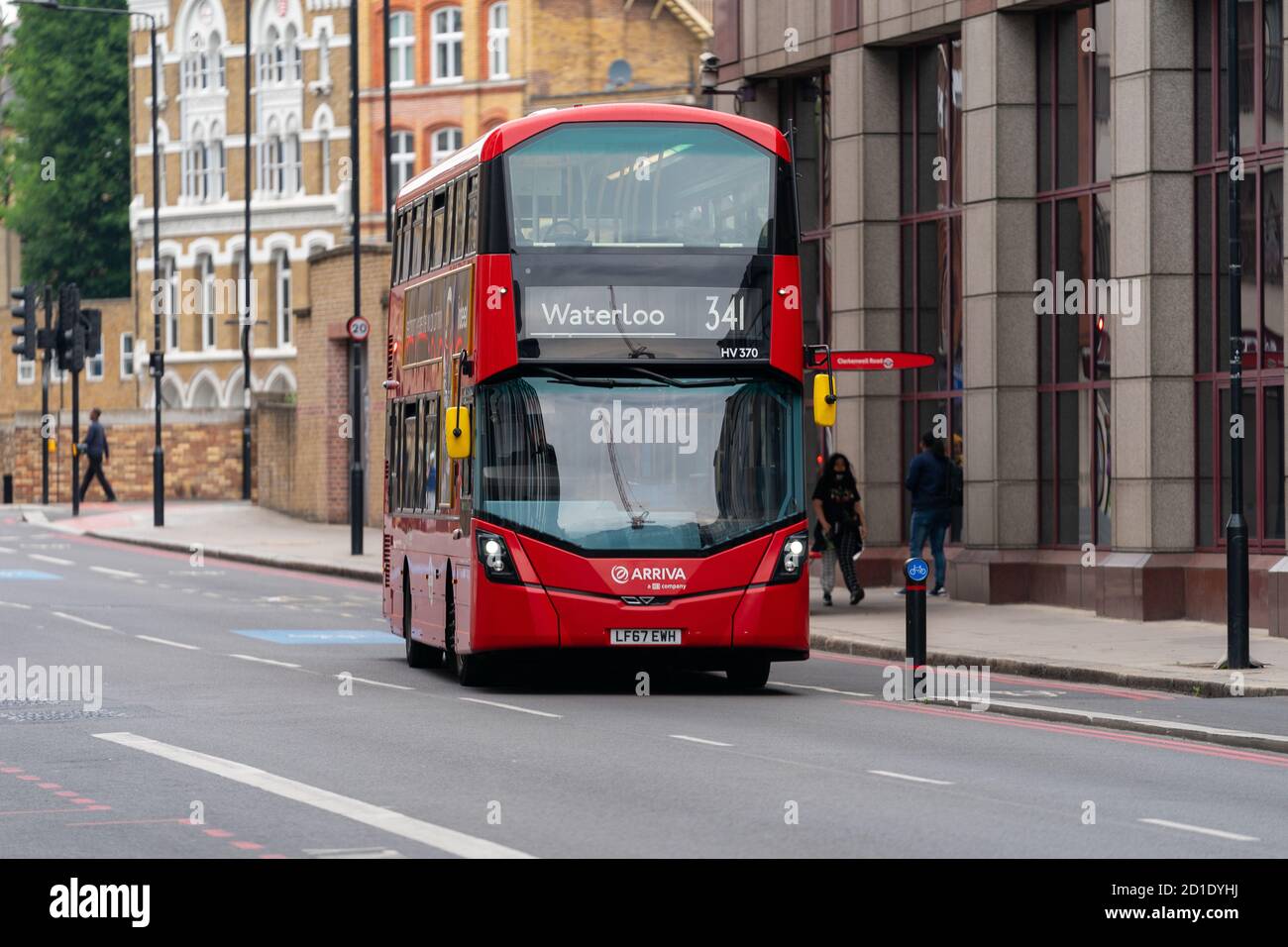 Bus 341 hi-res stock photography and images - Alamy