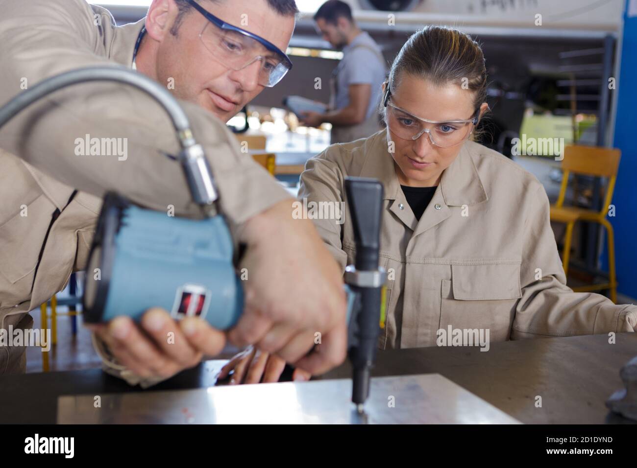 Signal with track circuit plate hi-res stock photography and images - Alamy